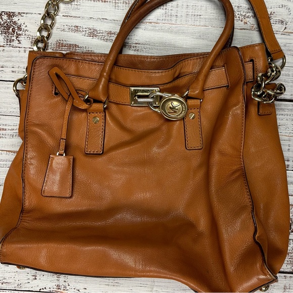 Michael Kors | Bags | Michael Kors Brown Leather Purse Chic Timeless ...
